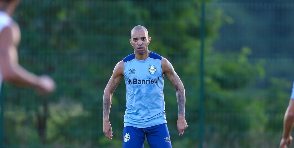 Tardelli admite insatisfação com rendimento atual no Grêmio e nega ...